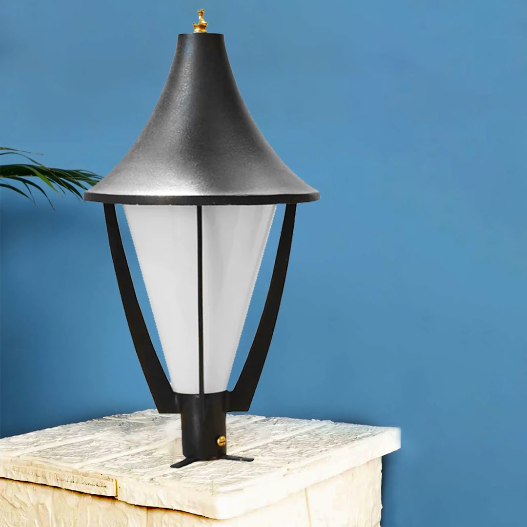 Sentry Gate Lamp – Keystone Lamps